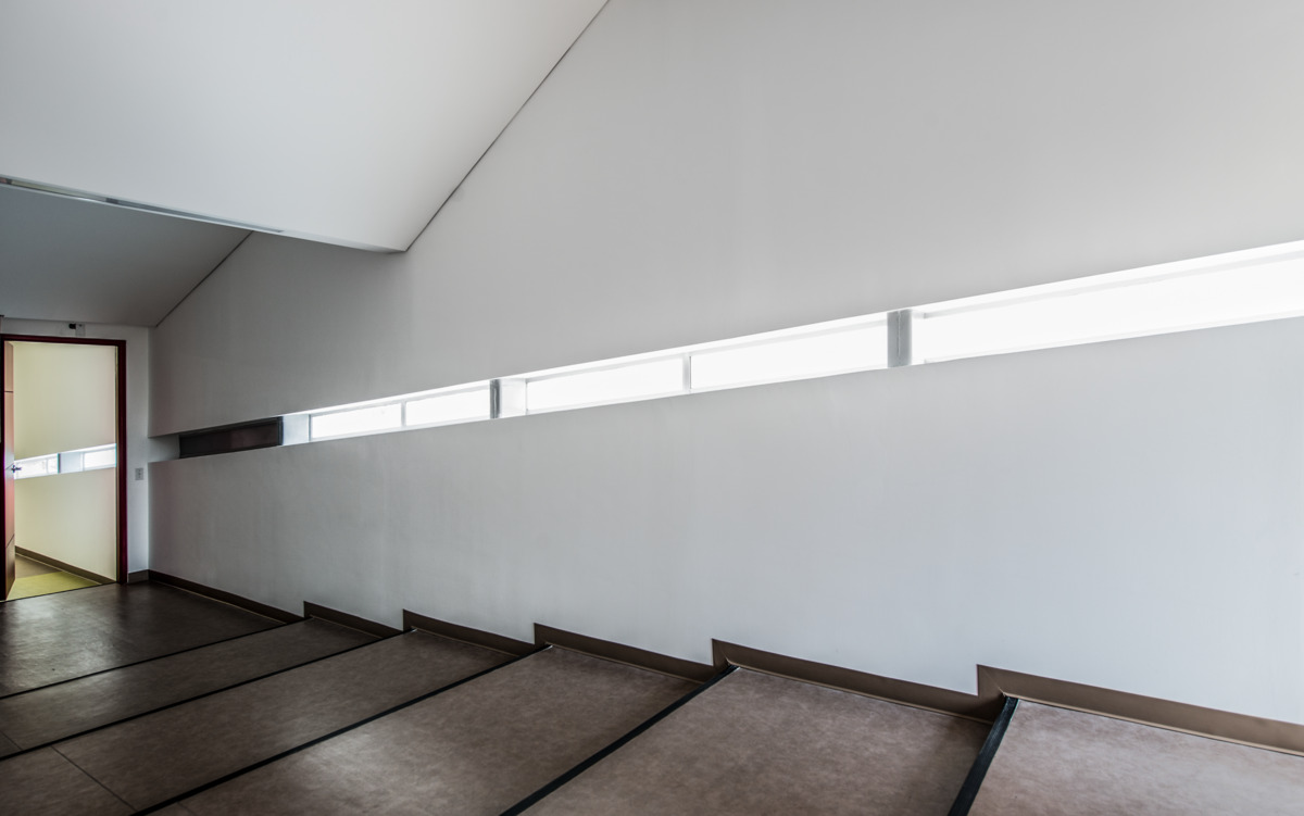 Biblioteca Débora Arango - Superboard