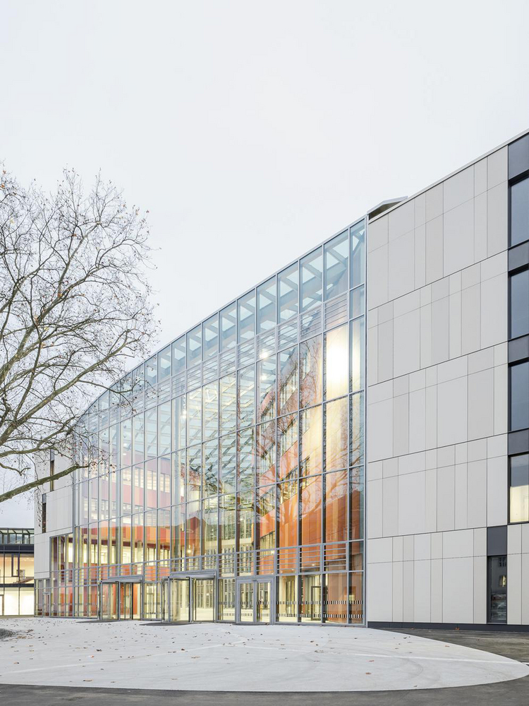 Marburg University Library, Germany - EQUITONE