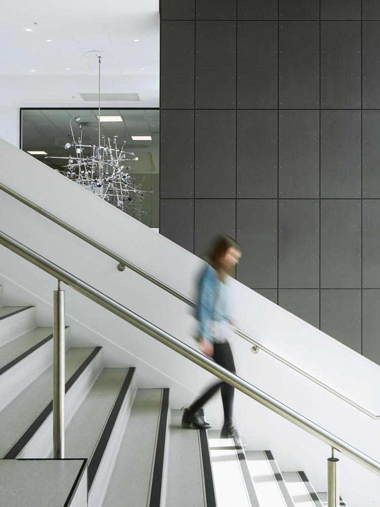 Flinders University Plaza & Student Hub - EQUITONE