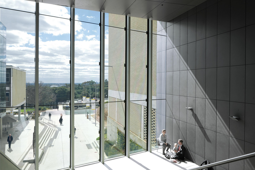 Flinders University Plaza & Student Hub - EQUITONE