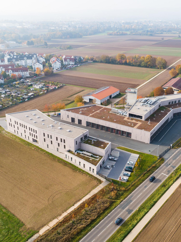 Entdecke die Referenz Notfallzentrum Eschborn - EQUITONE