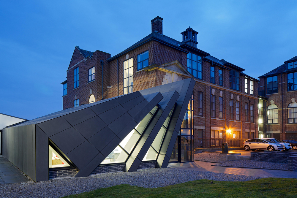 Ashton Sixth Form College - EQUITONE